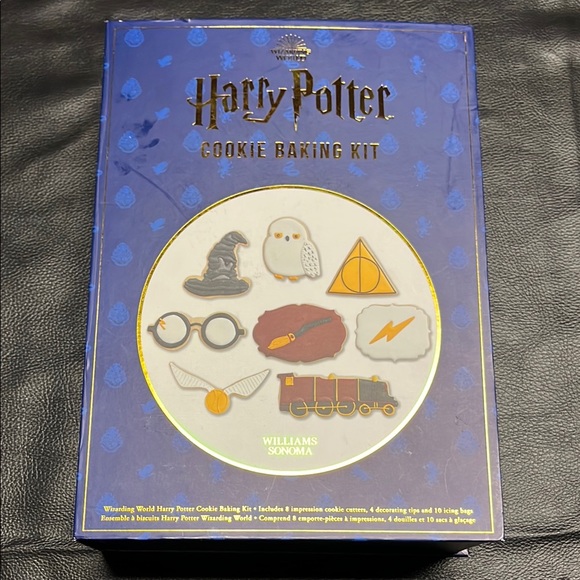 Williams Sonoma | Kitchen | Nwt Harry Potter Cookie Baking Kit By ...
